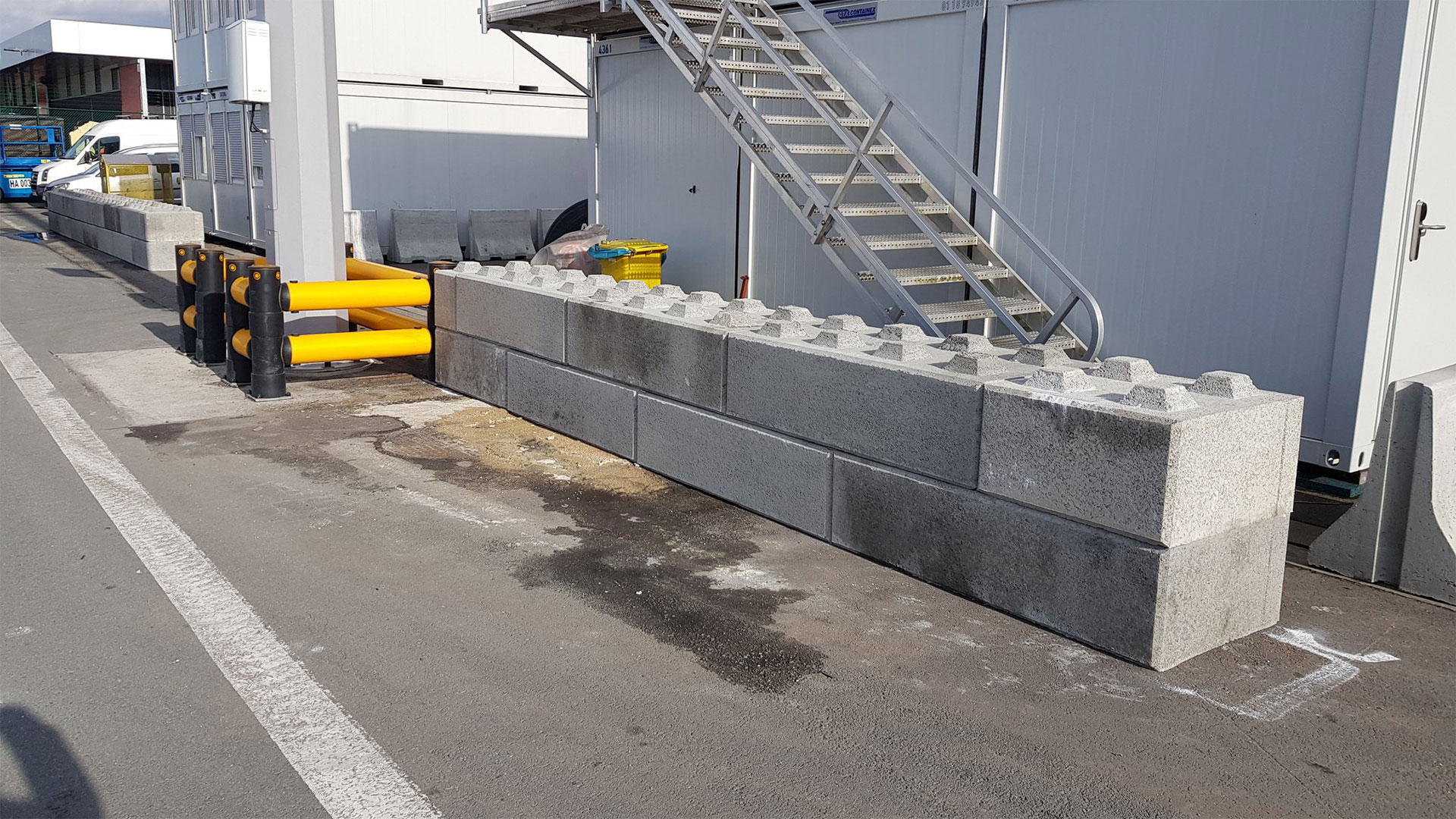 PROTECTION DE COLLISION - Masterbloc